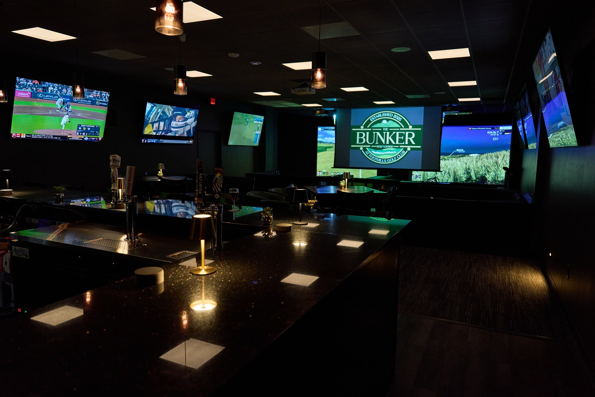 The Bunker Golf Lounge - Foothills Golf Club